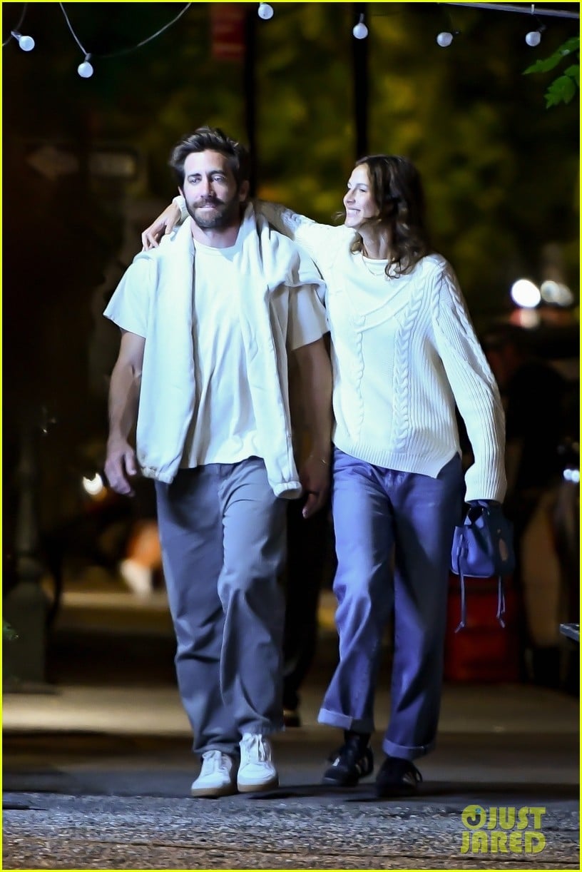 Jake Gyllenhaal & Girlfriend Jeanne Cadieu Spotted Out in SoHo!: Photo ...