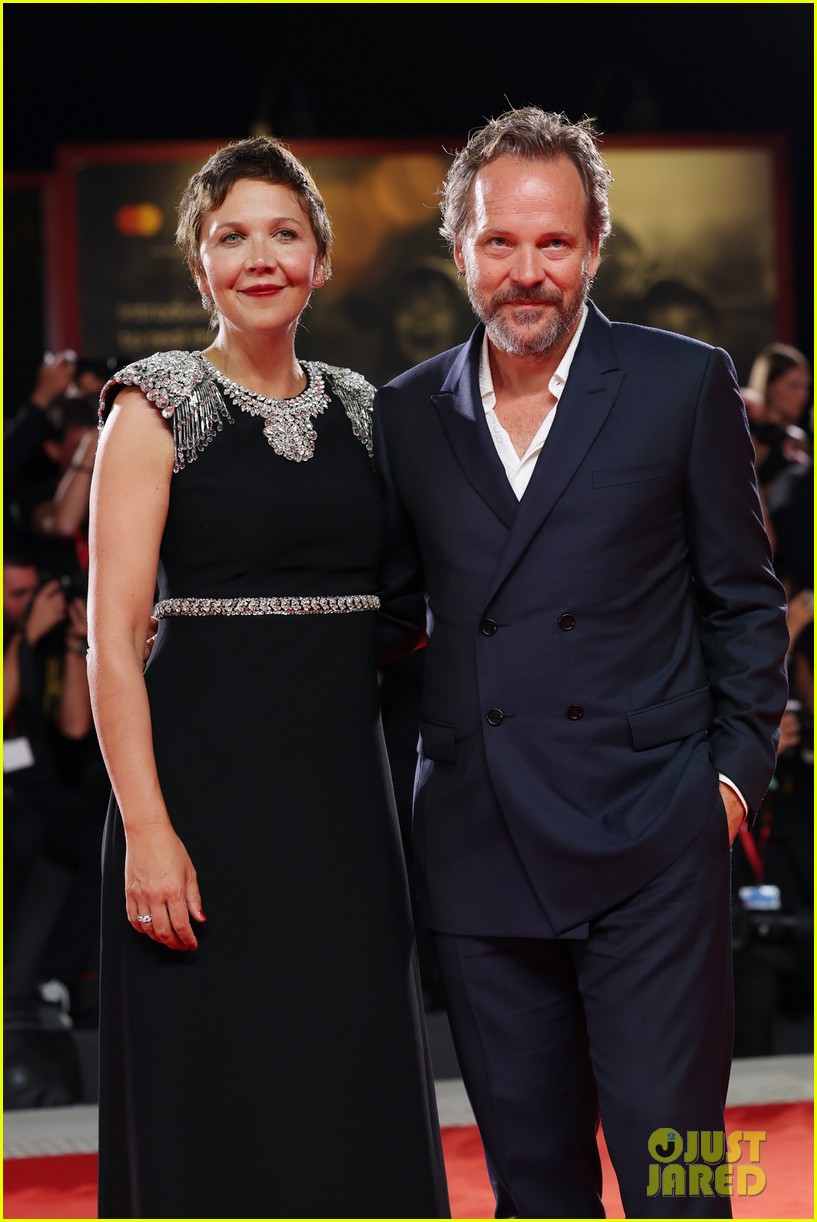 Jessica Chastain Shimmers in Gucci at 'Memory' Premiere Held During ...