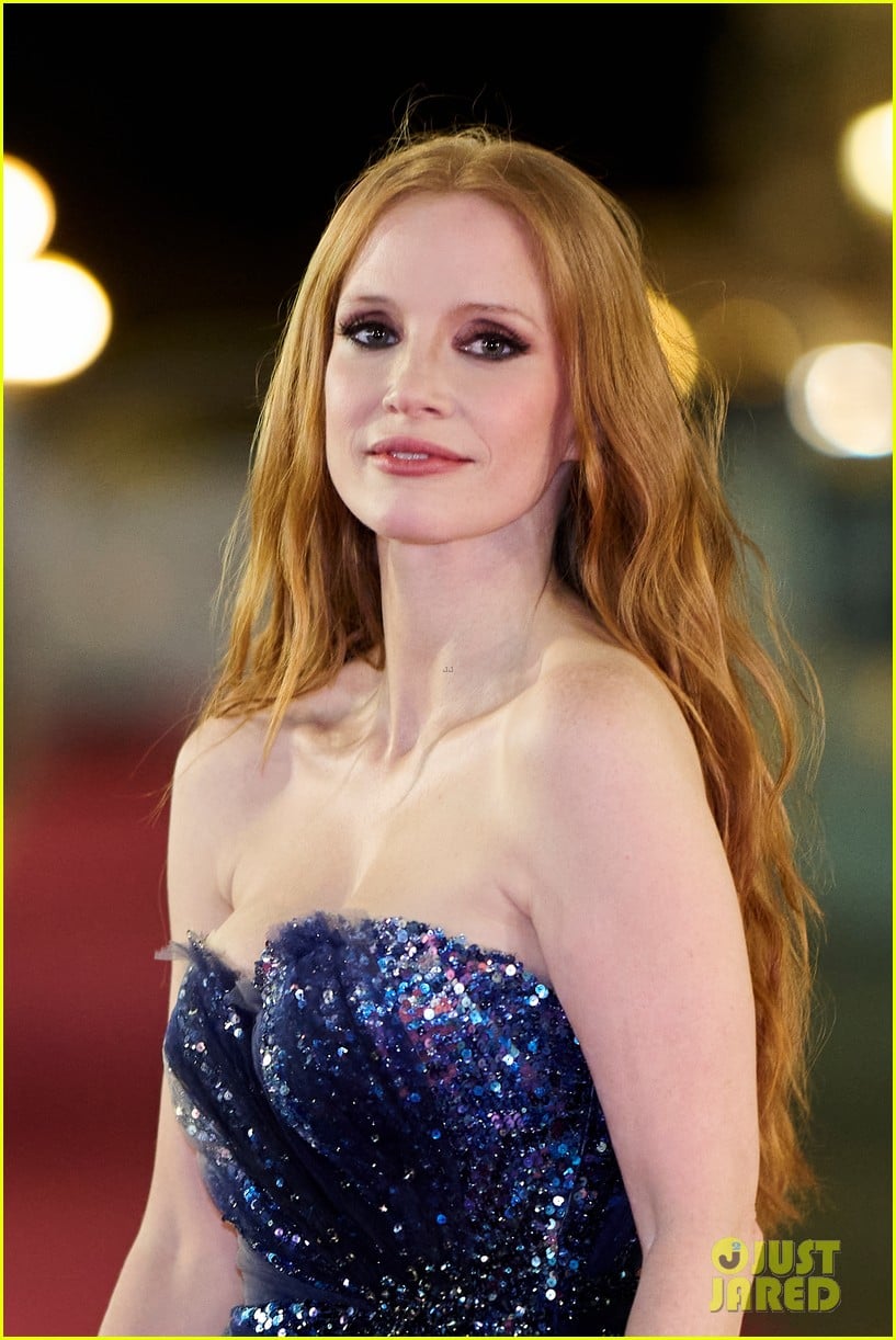 Jessica Chastain Brings the Glamour to 'Memory' Premiere at San ...