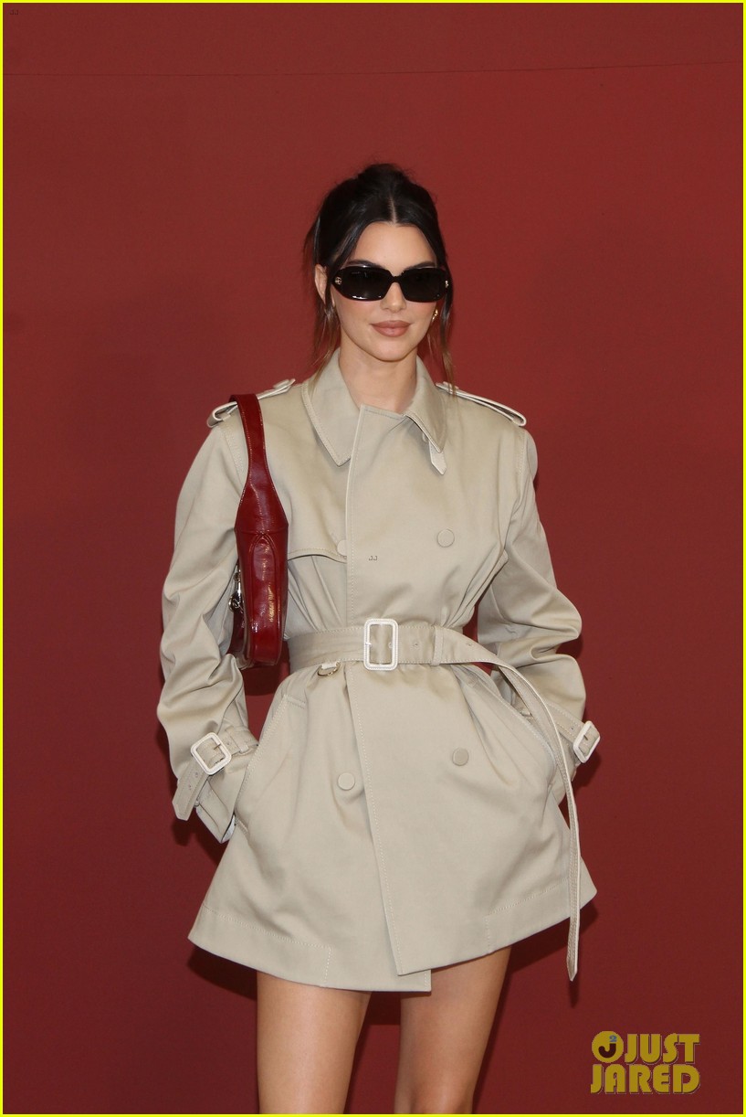 Kendall Jenner & Bad Bunny Make Their Fashion Week Debut, Sit Front Row for Gucci Show!: Photo ...