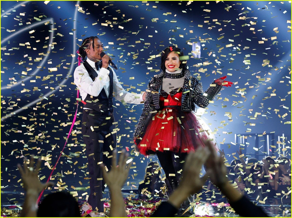Demi Lovato Gives 'Masked Singer' Surprise - Here's Why She Was ...