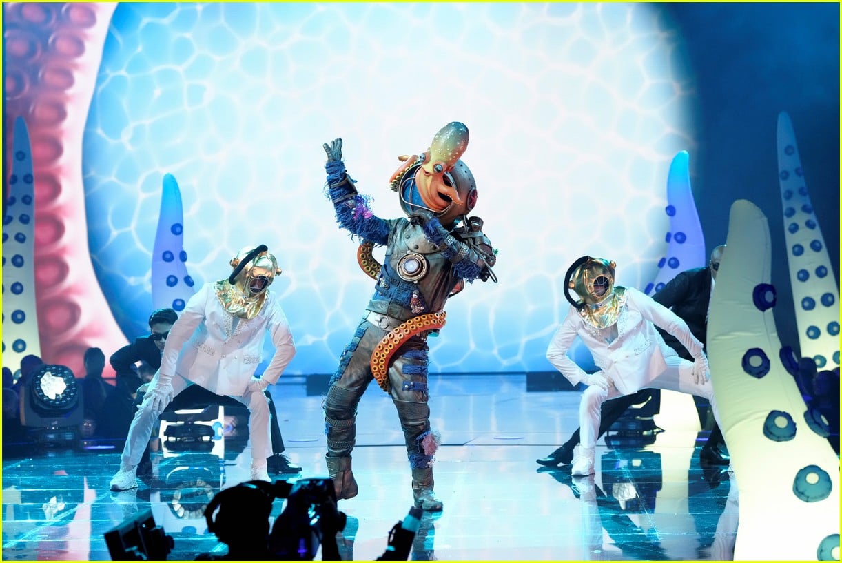 Who is Diver on 'The Masked Singer' Season 10? Clues, Guesses ...