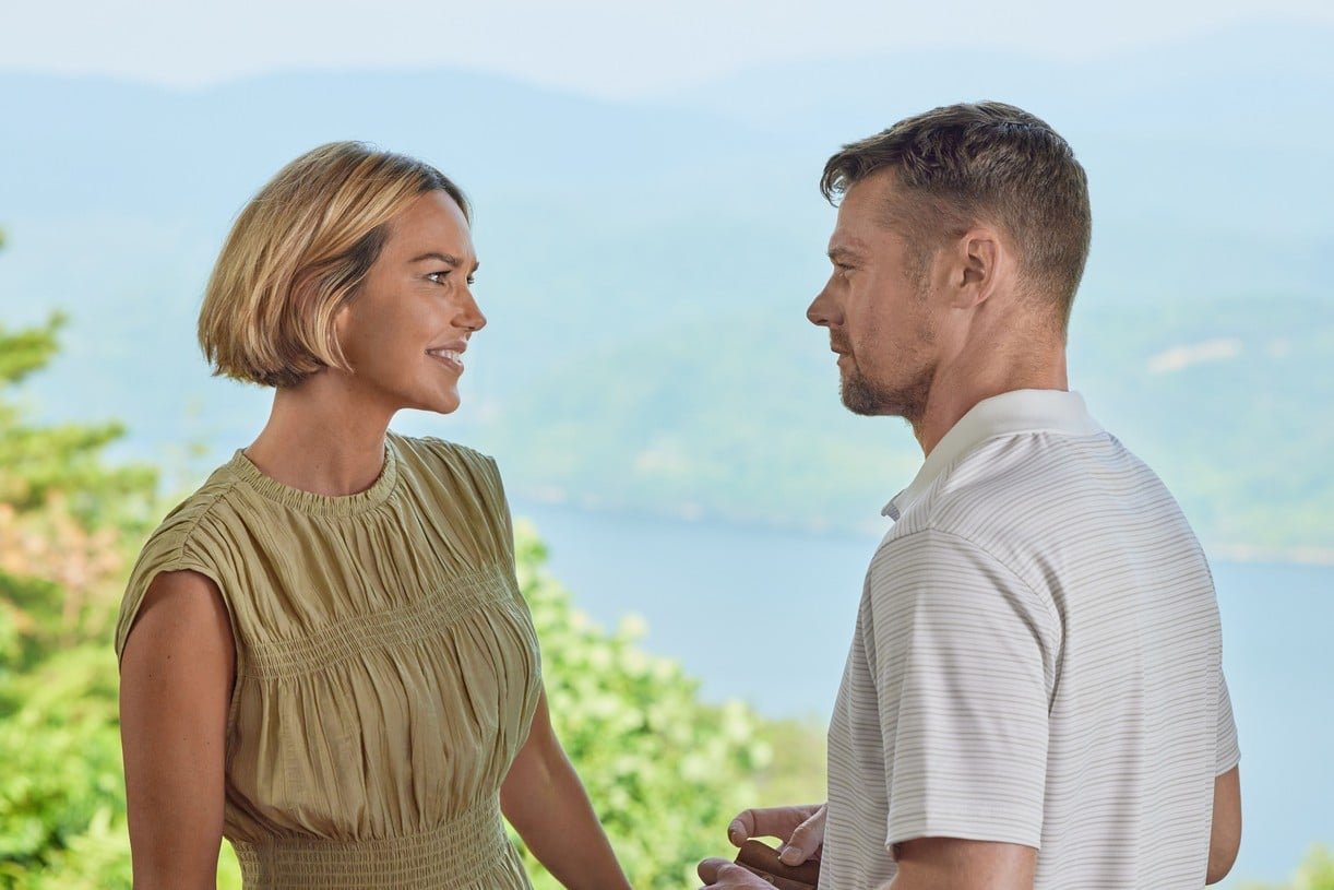 Zach Roerig Makes His Hallmark Channel Debut in 'Love In The Great ...