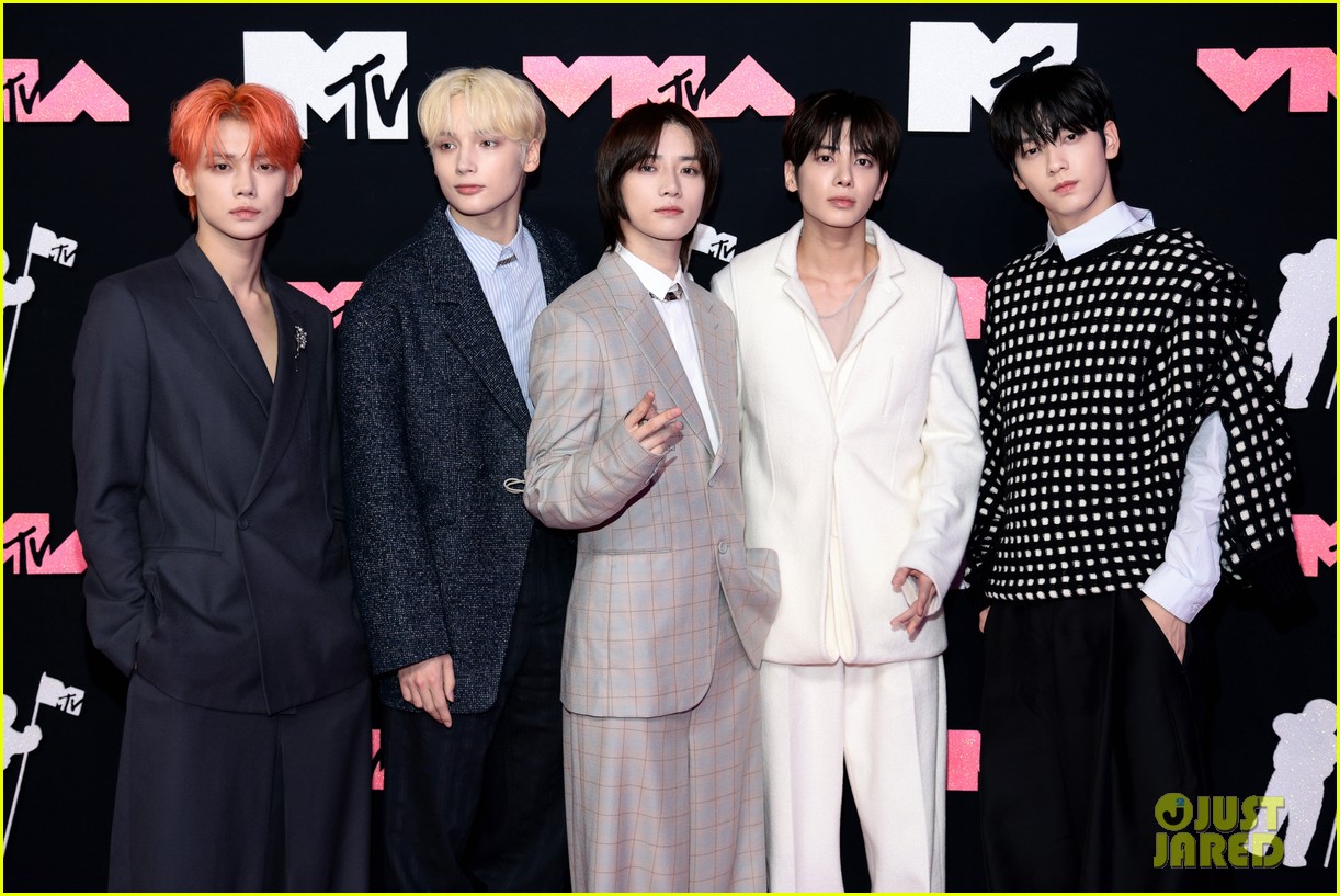 K-Pop Groups Stray Kids & Tomorrow X Together Are Both at the MTV VMAs ...