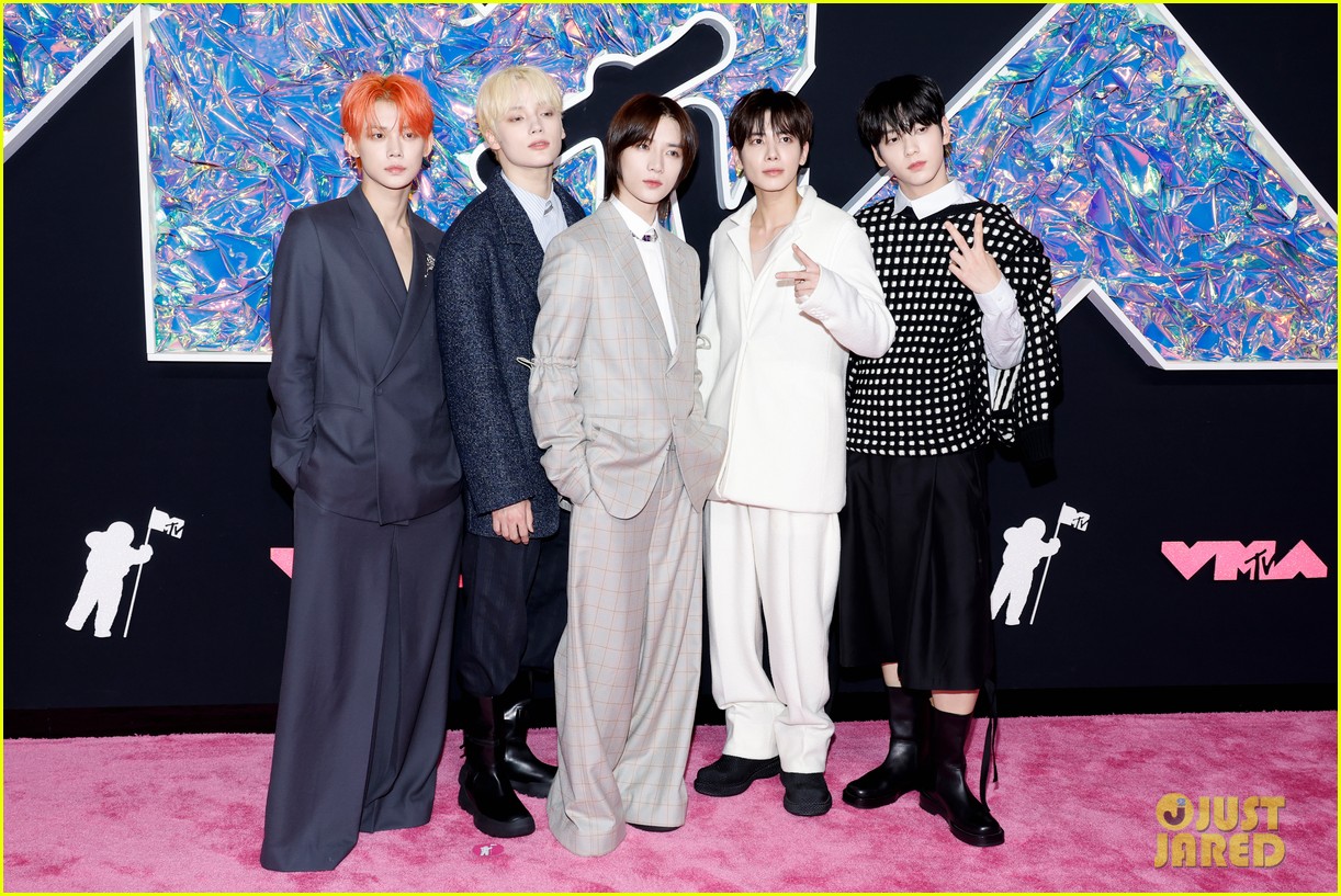 K-Pop Groups Stray Kids & Tomorrow X Together Are Both at the MTV VMAs ...