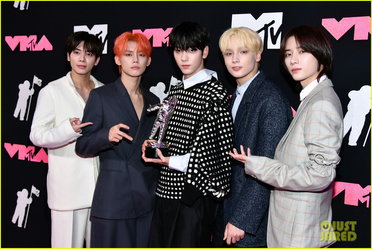 K-Pop Groups Stray Kids & Tomorrow X Together Are Both at the MTV VMAs ...