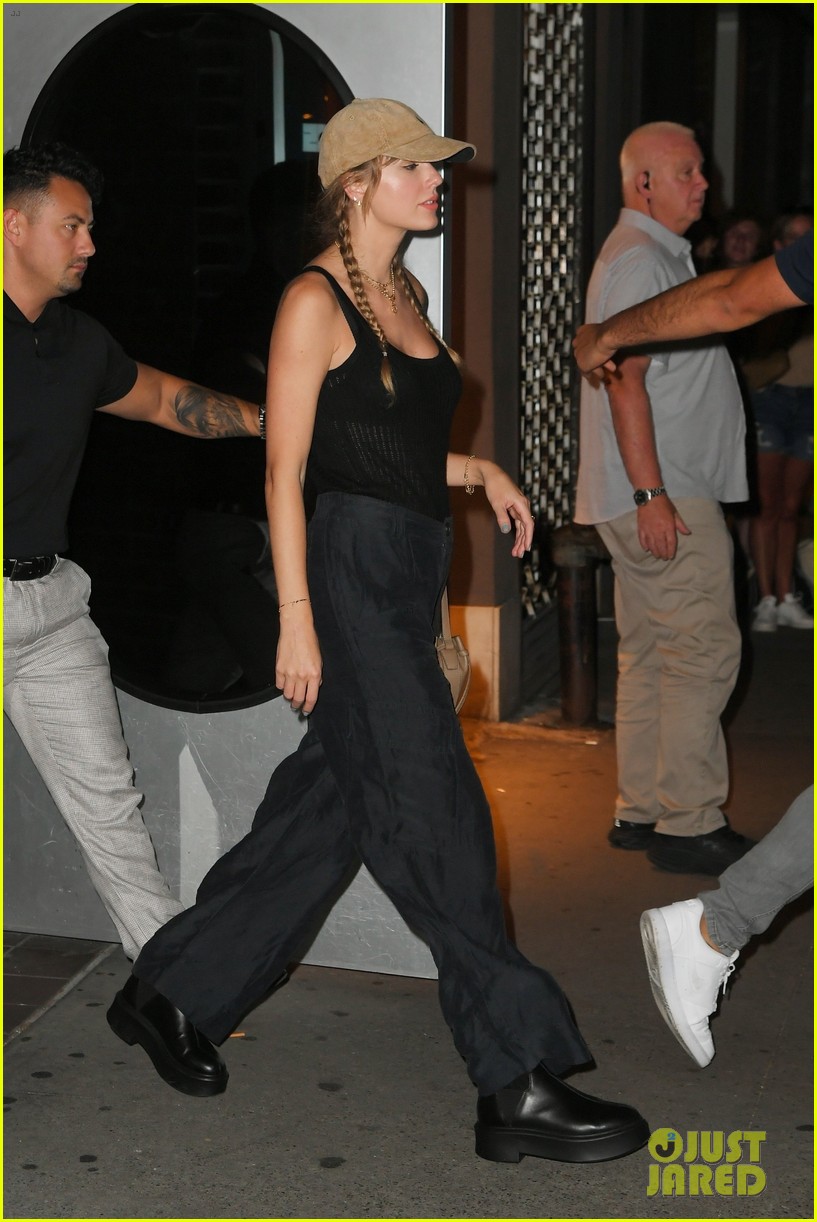 Taylor Swift Heads Out After Late-Night Session at Recording Studio in ...