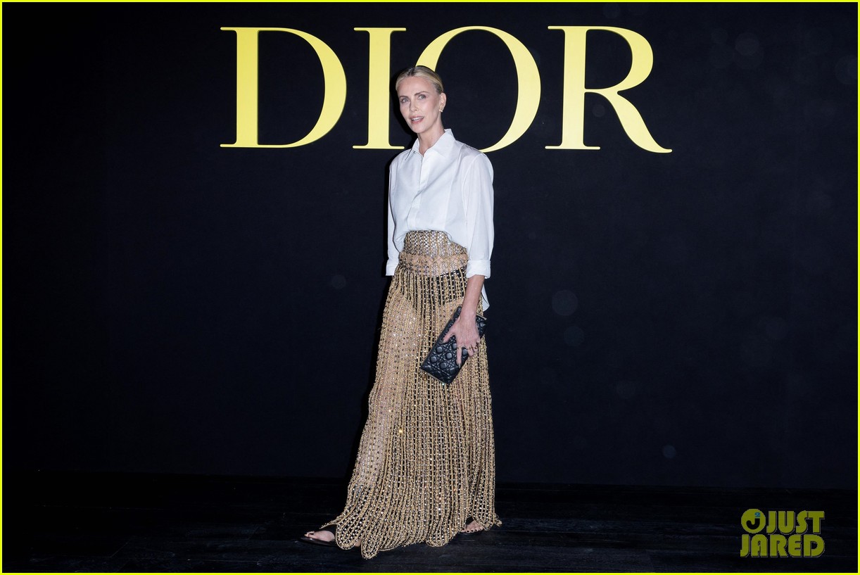 Charlize Theron Brings Daughter Jackson to Dior Fashion Show in Paris ...