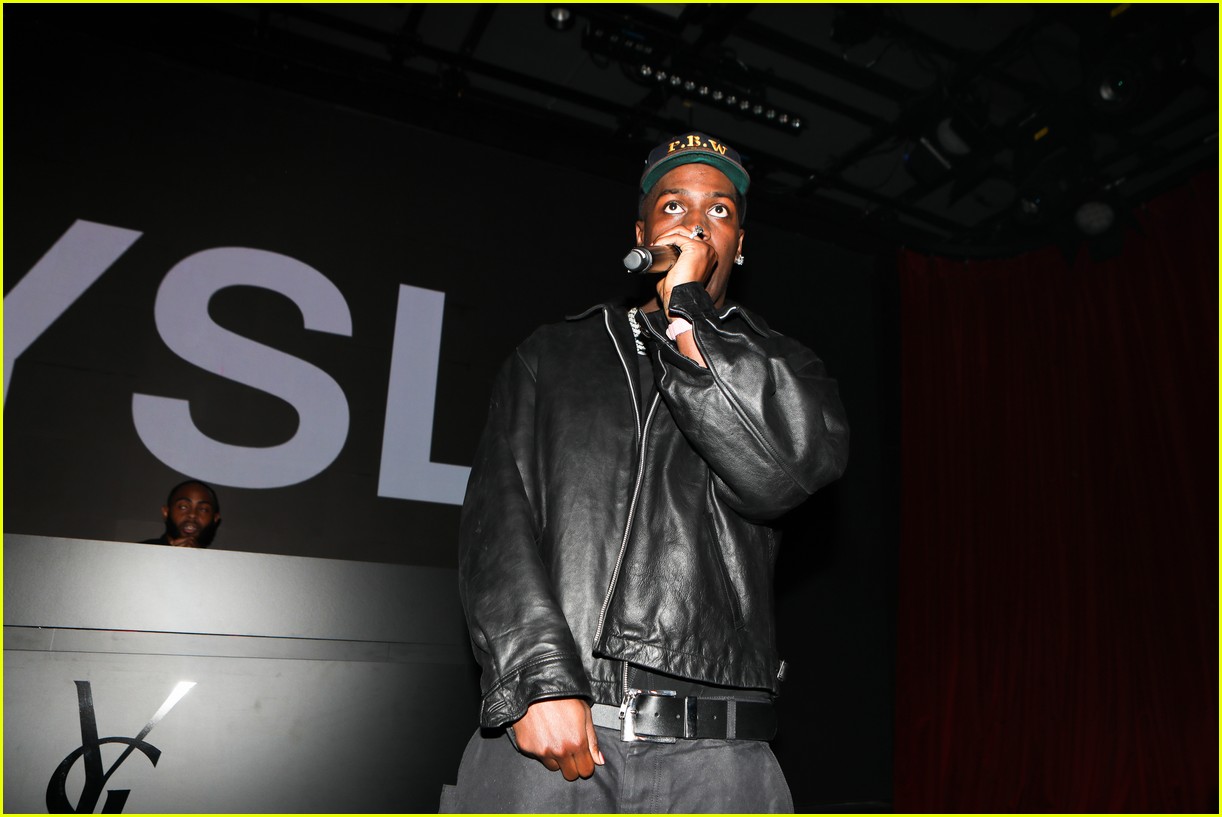 Austin Butler Jumpstarts New York Fashion Week With Star-Studded Event ...