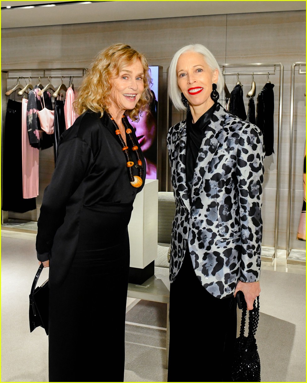 Dianna Agron, Lauren Hutton, & More Stars Celebrate Reopening of ...