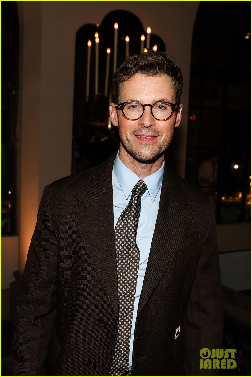 Jennifer Lopez Joins Chris Pine, Gwyneth Paltrow, & More Stars at ...