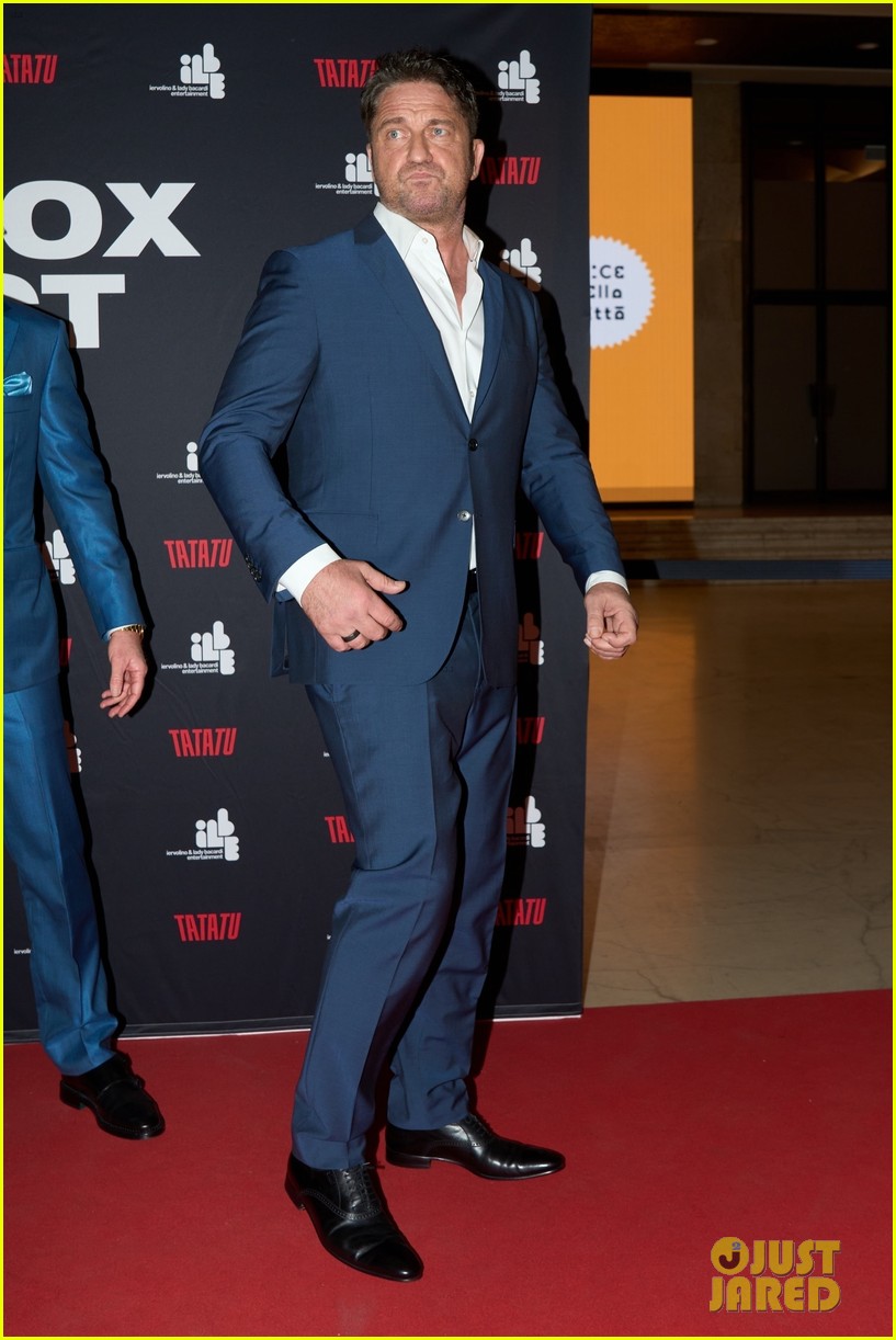 Gerard Butler Presents BFF Oliver Trevena with Breakout Actor Award at ...