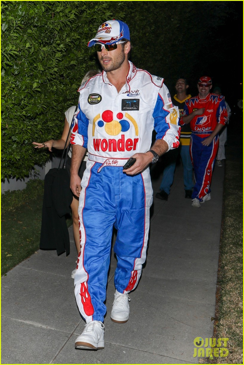 Justin Bieber, Megan Fox, Machine Gun Kelly & More Stars Dress Up to ...