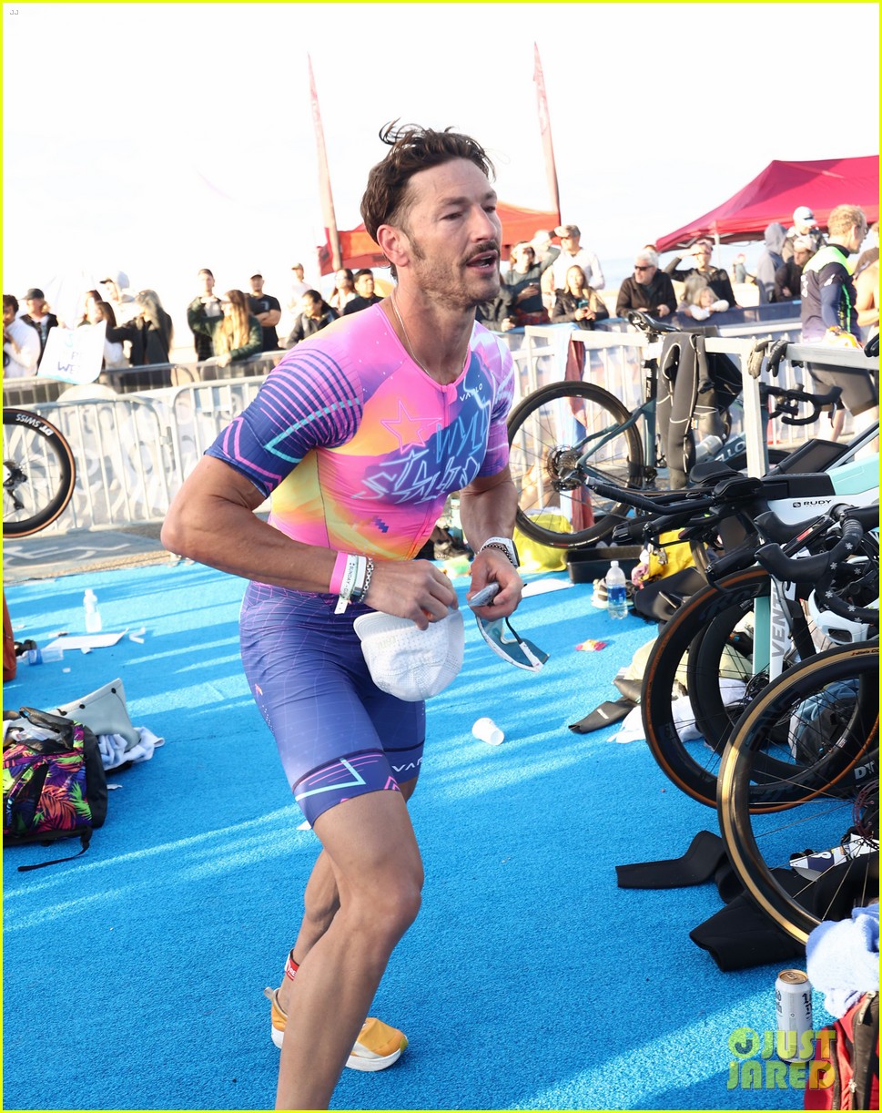 Chace Crawford, Diplo, & More Complete Malibu Triathlon for a Great ...