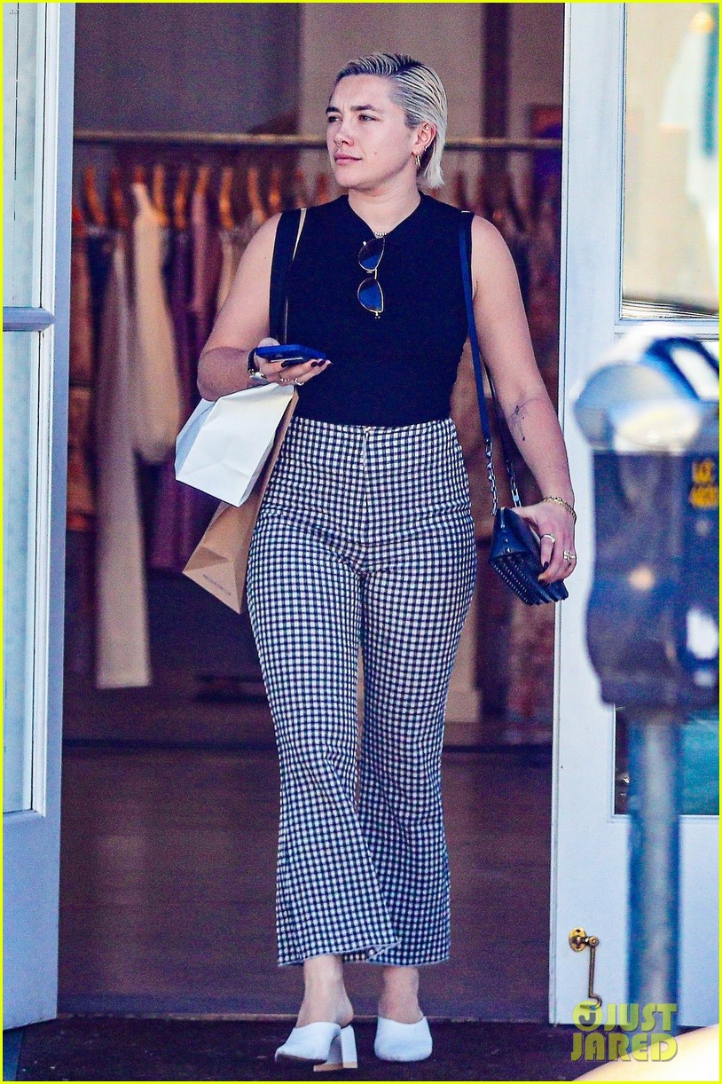 Florence Pugh Spotted Doing Some Retail Therapy in L.A. Ahead of ...