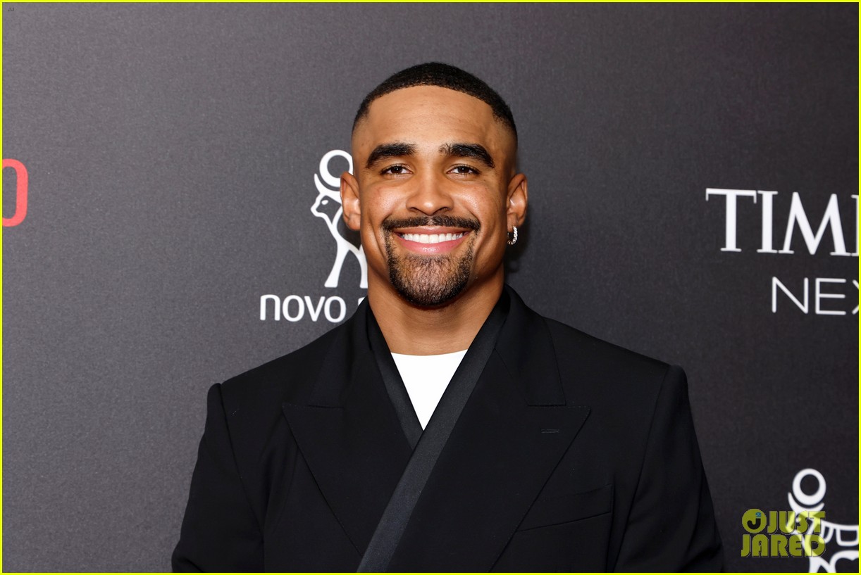 Jalen Hurts & Girlfriend Bry Burrows Make Rare Red Carpet Appearance at ...