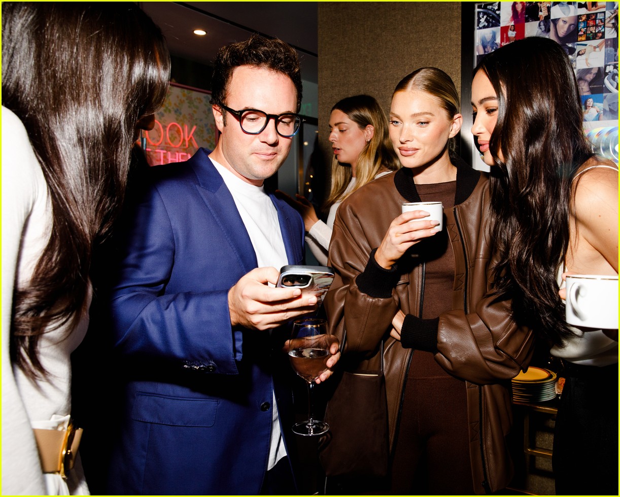 Jennifer Lopez Celebrates the Launch of Her New Intimissimi Collection ...