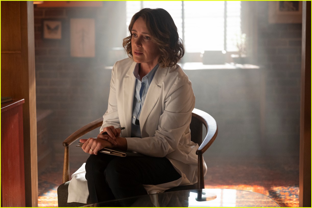 Krysten Ritter Stars In First 'Orphan Black: Echoes' Teaser Trailer ...