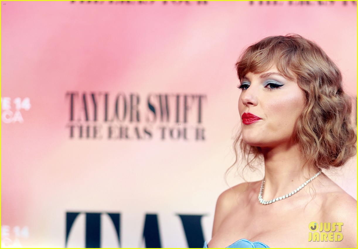 Taylor Swift Makes Glamorous Arrival at 'The Eras Tour Concert Film' Premiere in Los Angeles ...
