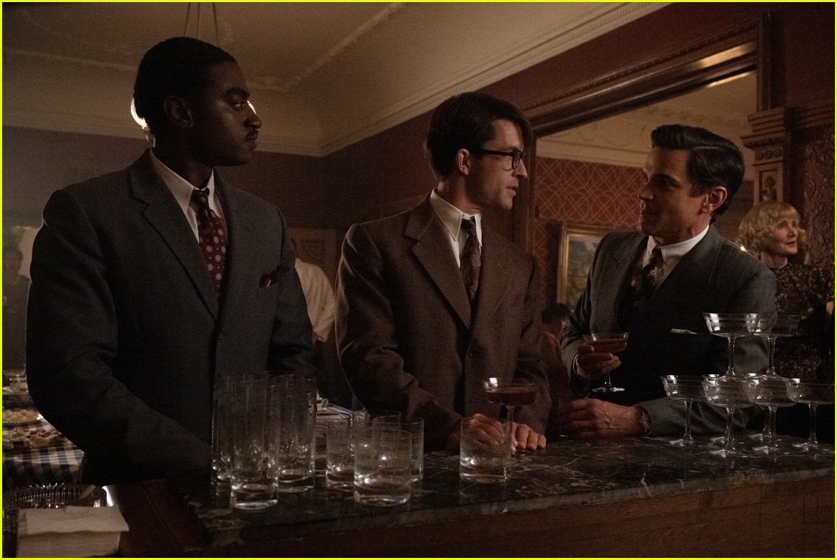 'Fellow Travelers' Director Talks That Matt Bomer & Jonathan Bailey ...