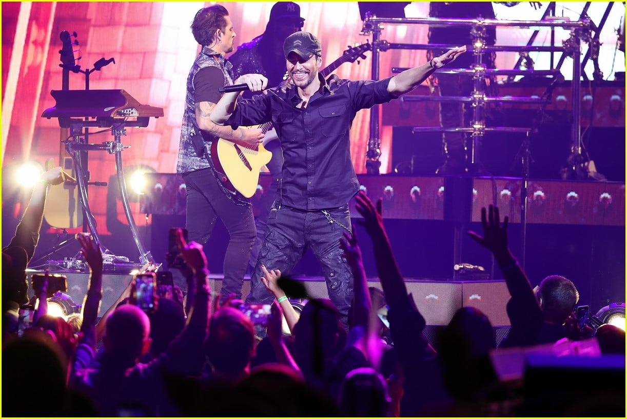 Enrique Iglesias, Ricky Martin & Pitbull, 'The Trilogy Tour': Set List ...