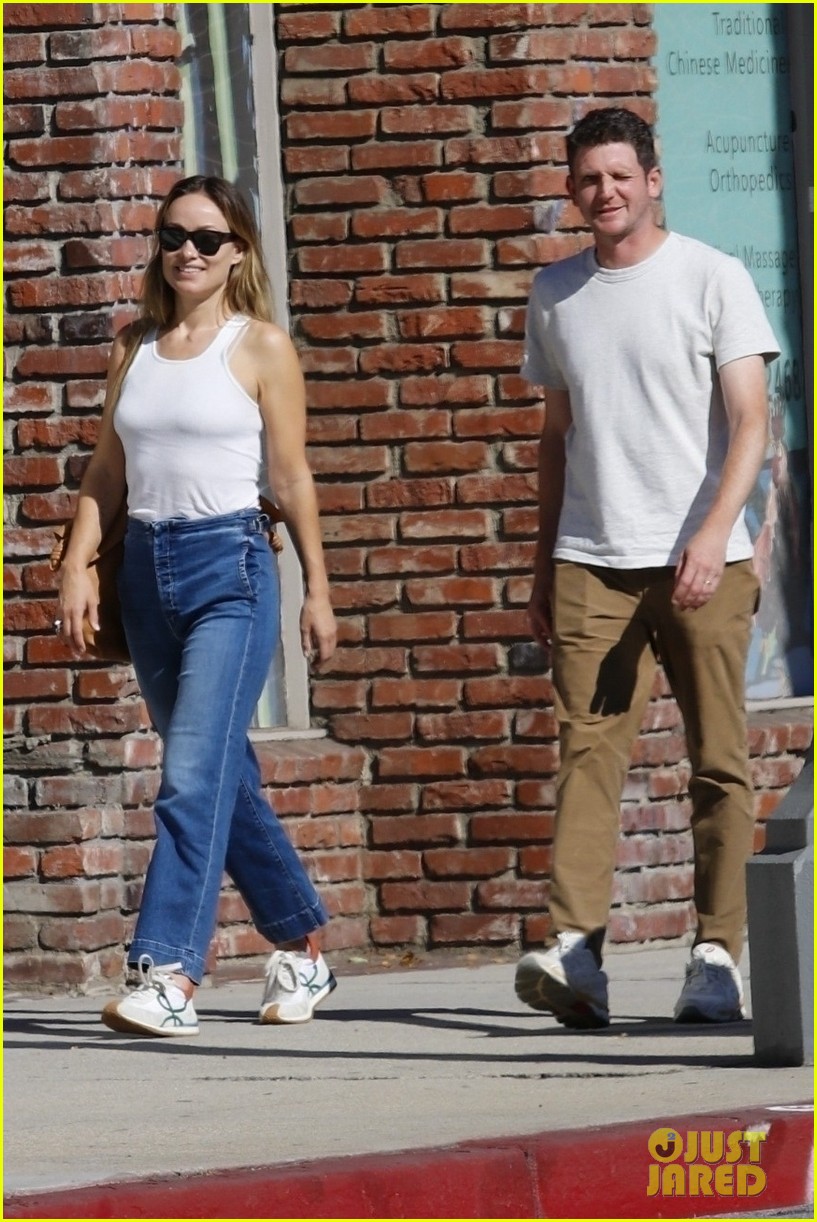 Olivia Wilde Spotted Having Lunch with Filmmaker Jimmy Warden: Photo ...
