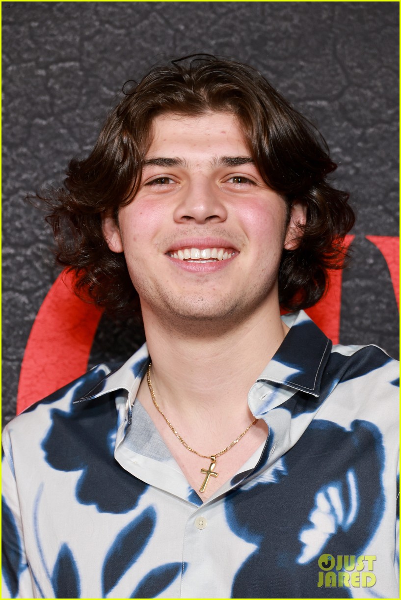 Addison Rae Returns to Red Carpet For First Time in 9 Months at ...