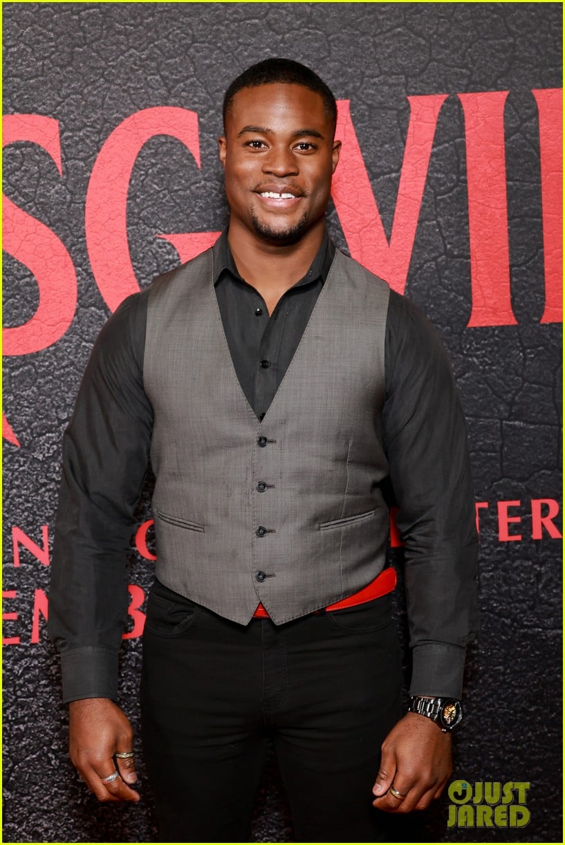 Addison Rae Returns to Red Carpet For First Time in 9 Months at ...