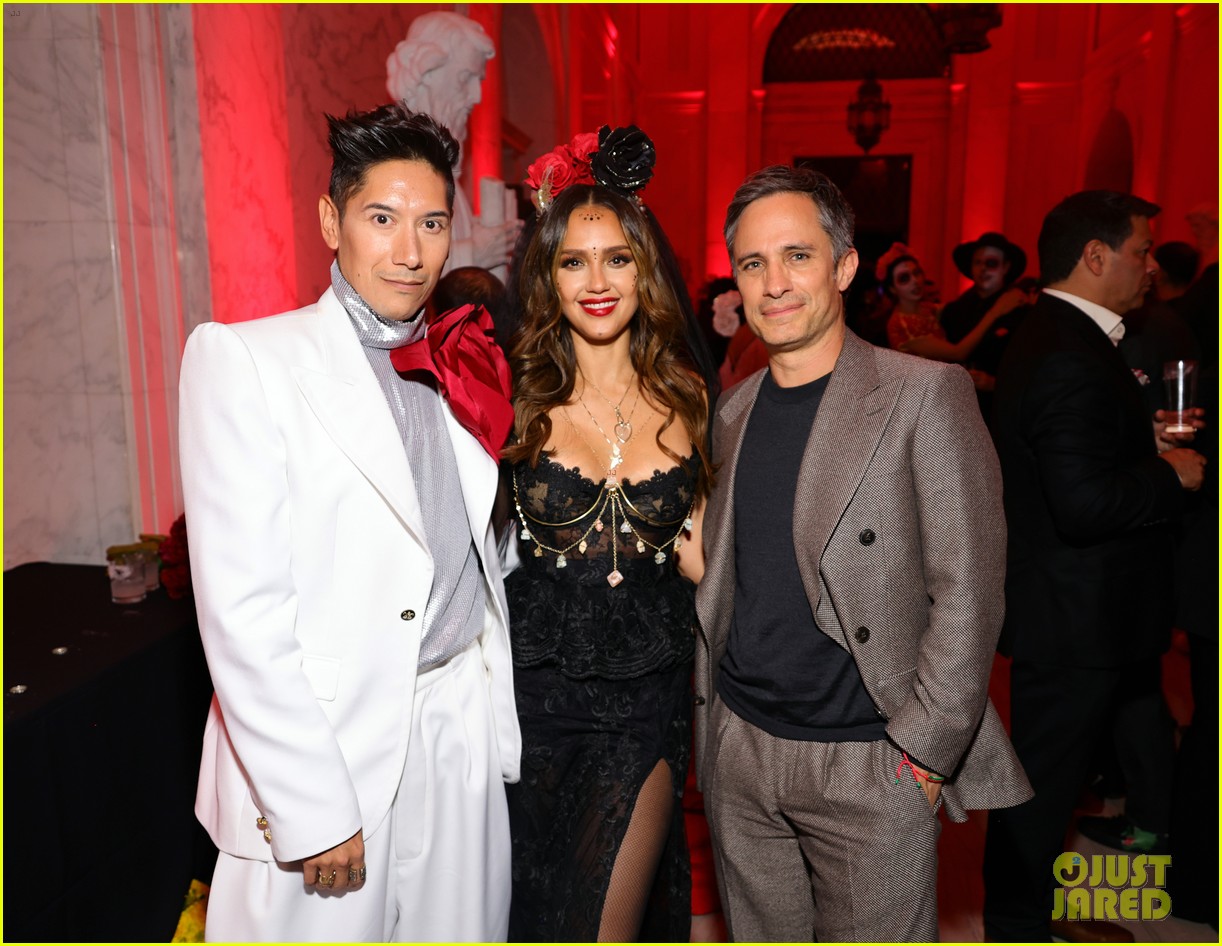 Jessica Alba Dresses Festively for Dia de Muertos Party Thrown By ...