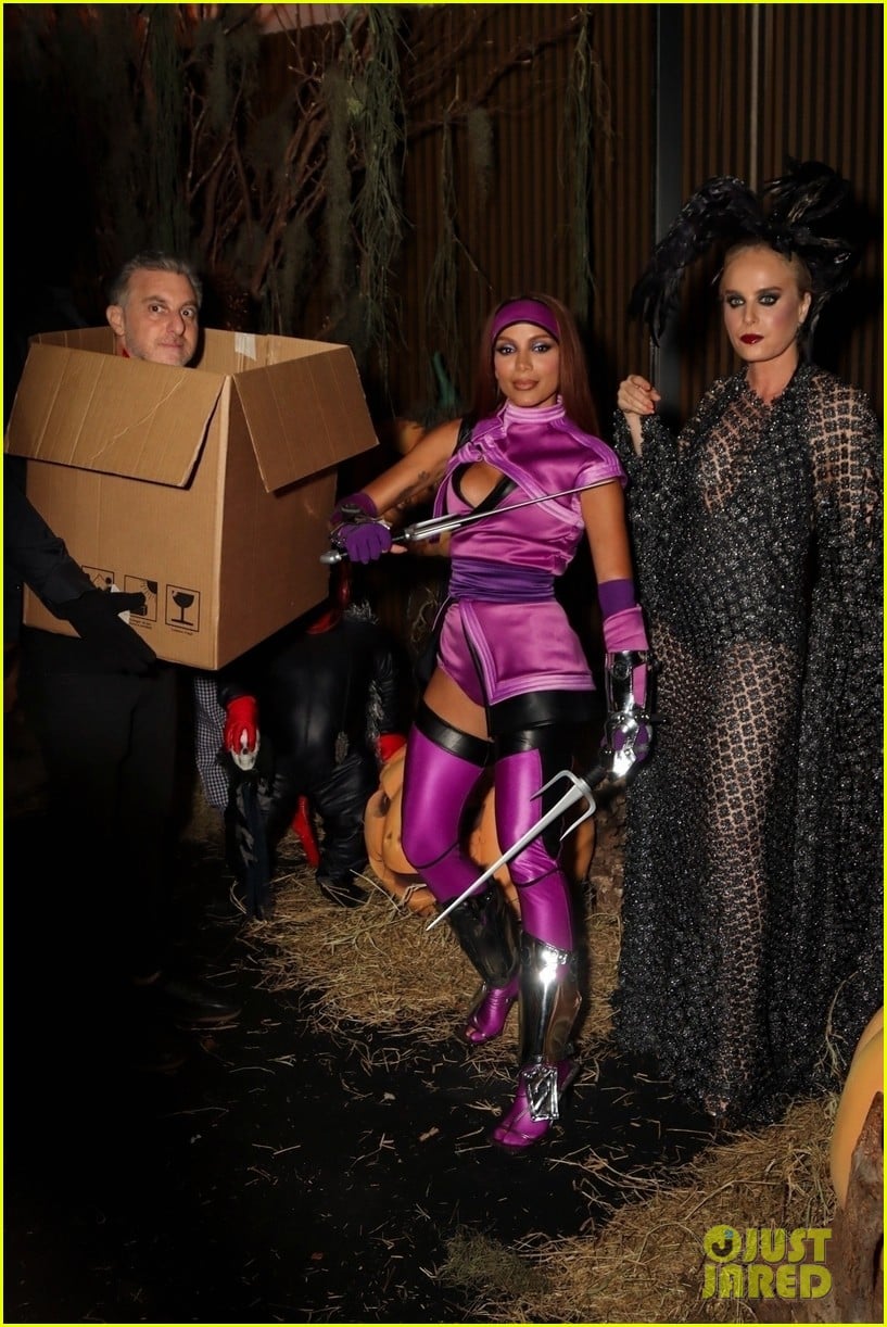 Anitta Wears a Mortal Kombat Costume for Halloween Party in Brazil ...