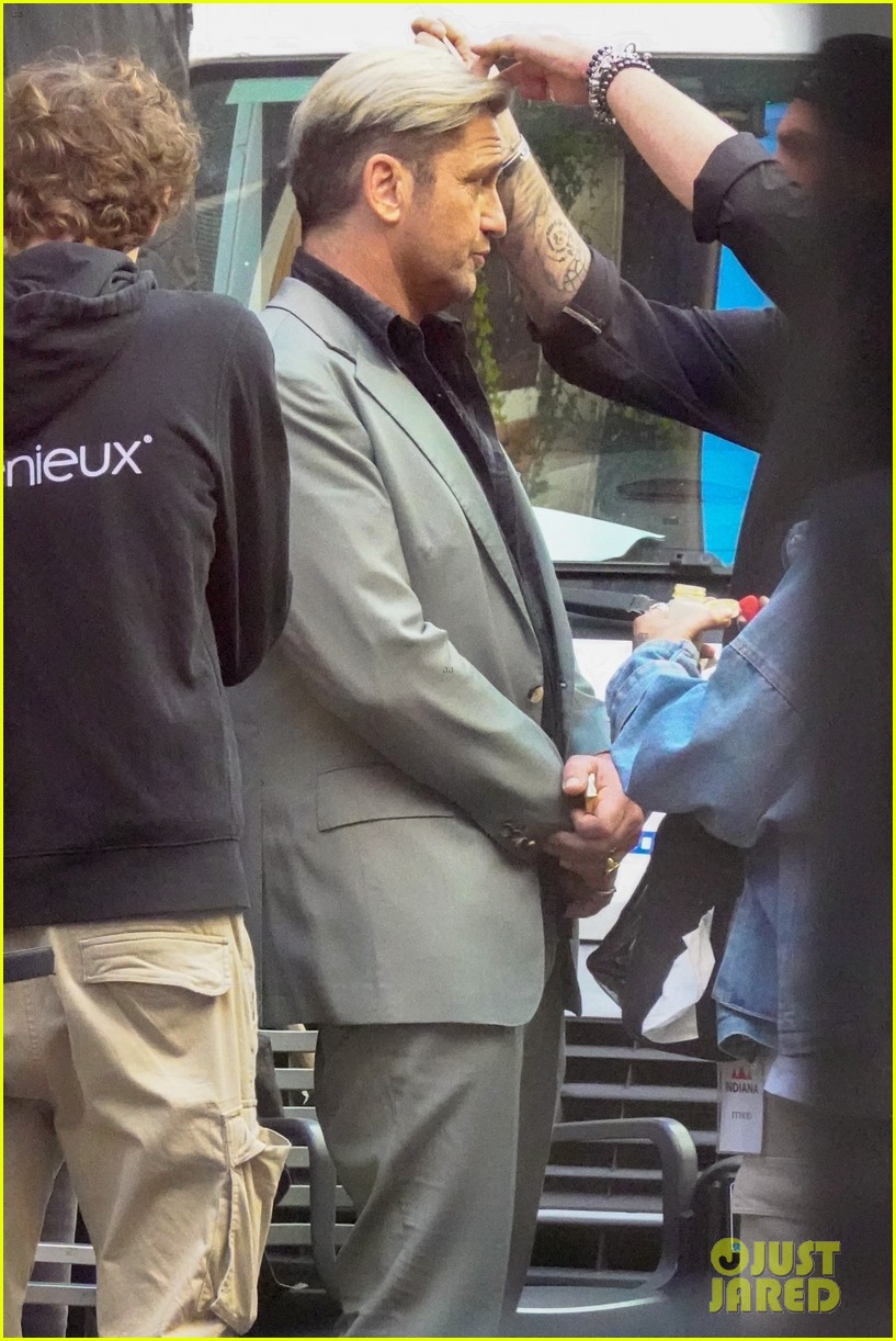 Gerard Butler Spotted With Blond Hair While Filming New Movie with ...