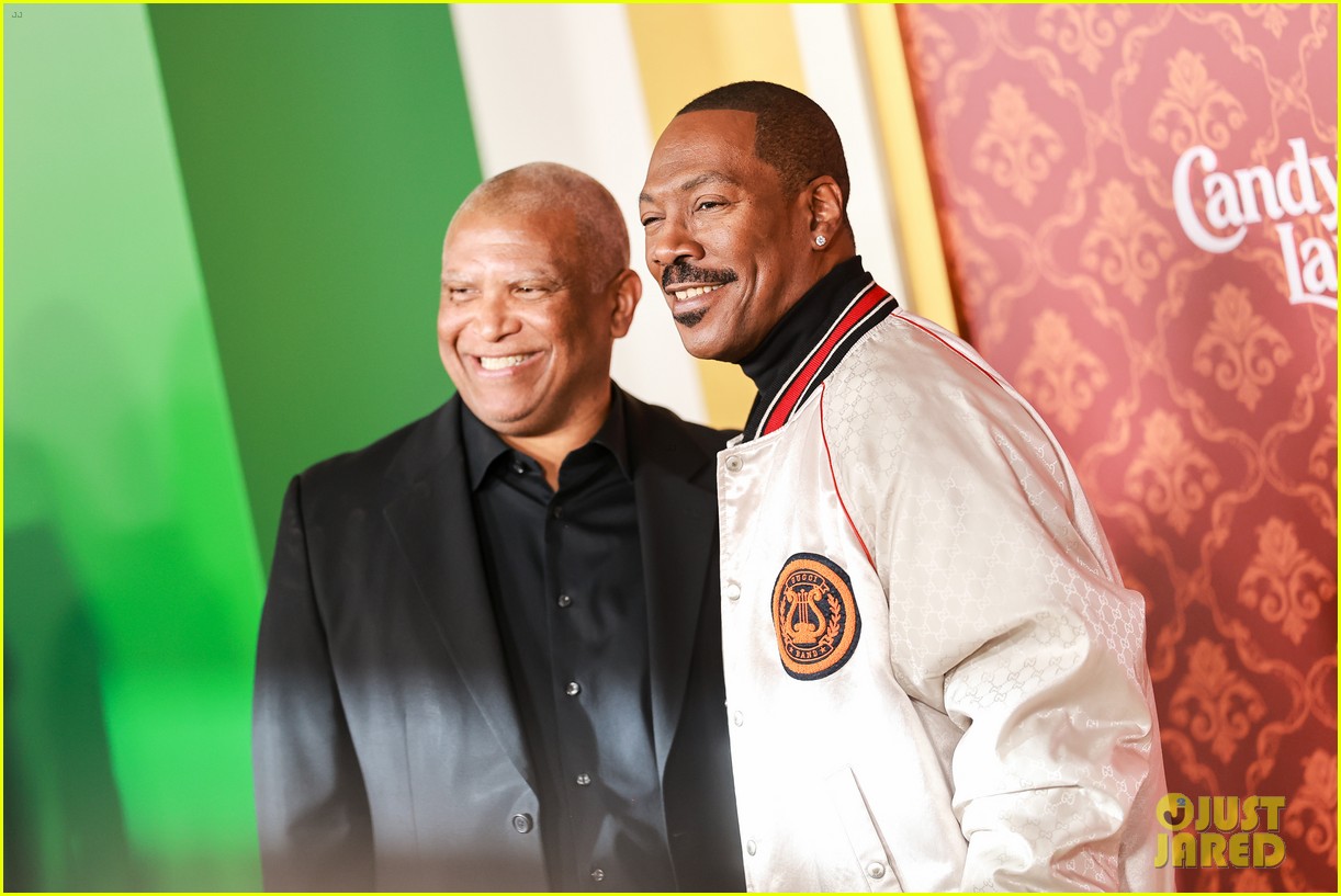 Eddie Murphy & Tracee Ellis Ross Attend 'Candy Cane Lane' Premiere in L ...
