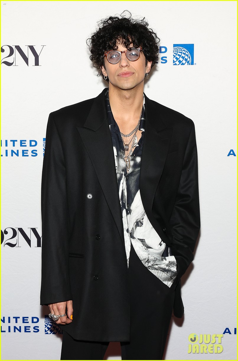 Sebastian Chacon Accused of Sexual Assault by 3 Women, 'Daisy Jones ...