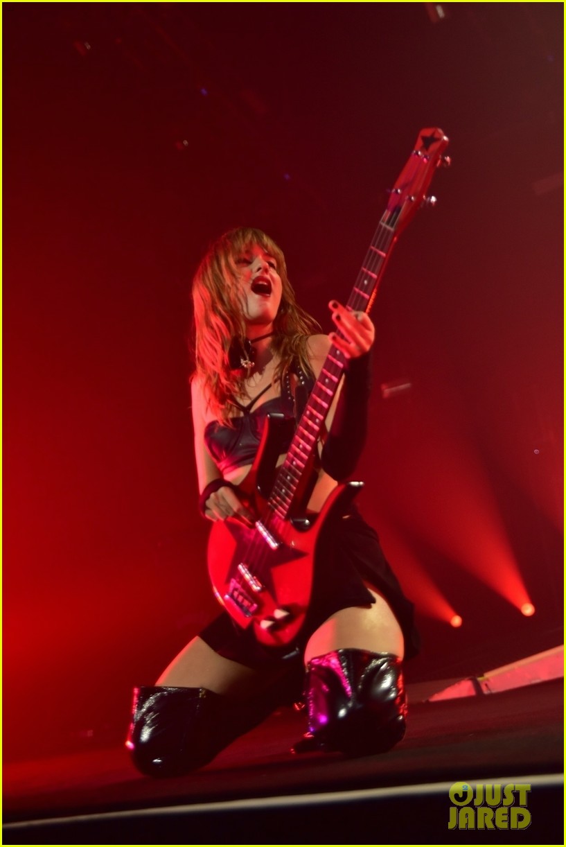 Dove Cameron Leaves Maneskin Concert with Lead Singer Damiano David in ...