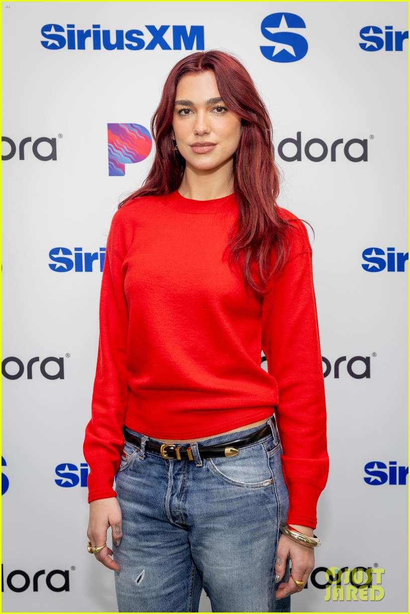 Dua Lipa Hates Ankle Socks & Will Houdini You If You Wear Them: Photo ...