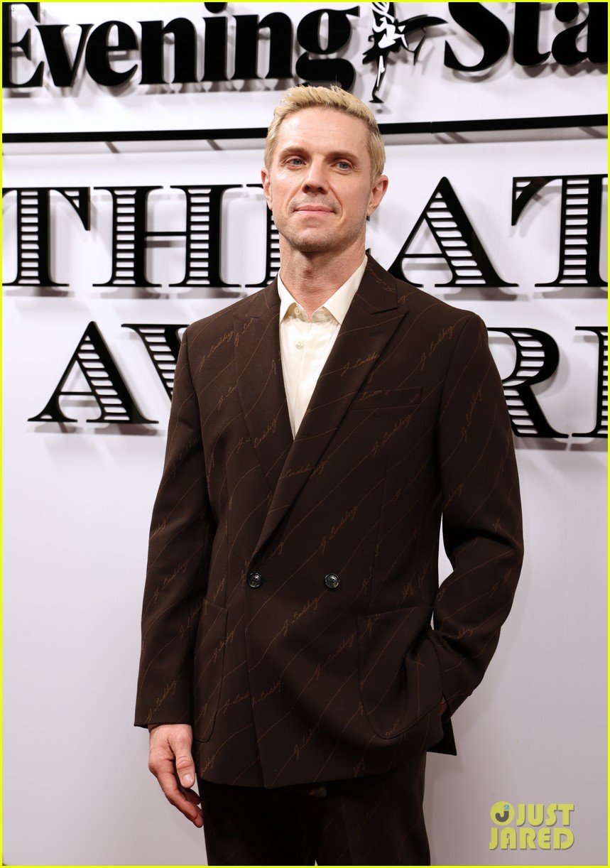 Tom Hiddleston & Zawe Ashton Couple Up, Nicole Scherzinger Wins Big at ...