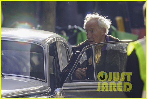 Kit Harington Films 'Eternal Return' Alongside Naomi Scott & Simon ...