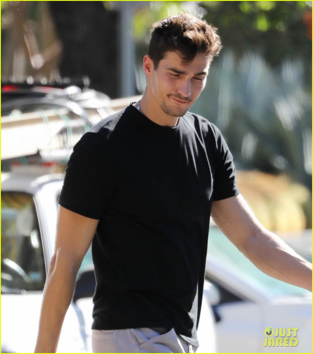 Jodie Turner-Smith Spotted Hanging Out with Fashion Model Tony Pilato ...