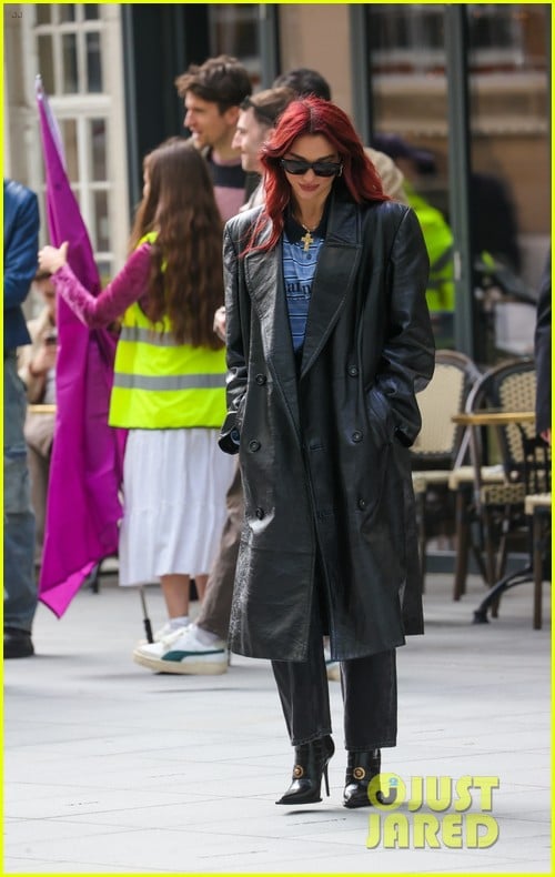 Dua Lipa Gives First Listen of New Single 'Houdini' to Fans on the ...