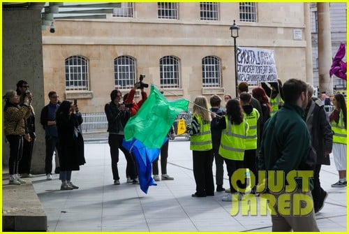 Dua Lipa Gives First Listen of New Single 'Houdini' to Fans on the ...