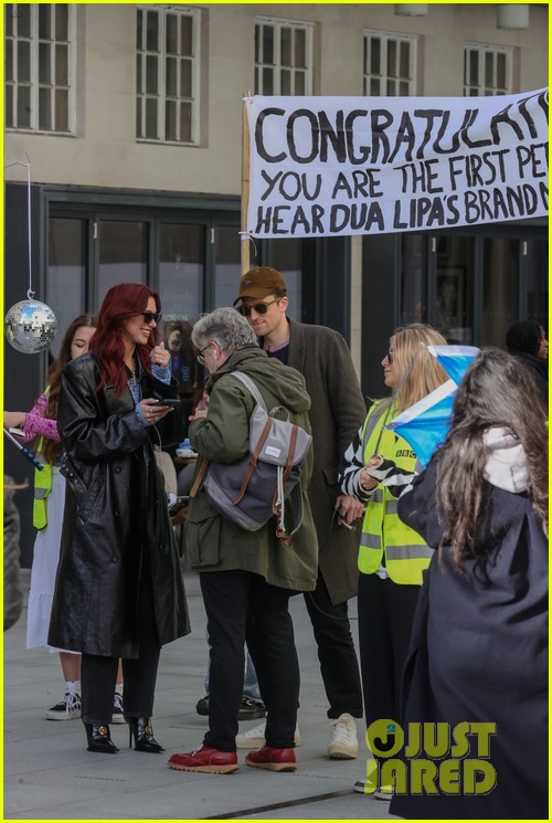 Dua Lipa Gives First Listen of New Single 'Houdini' to Fans on the ...