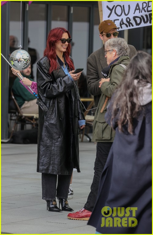 Dua Lipa Gives First Listen of New Single 'Houdini' to Fans on the ...