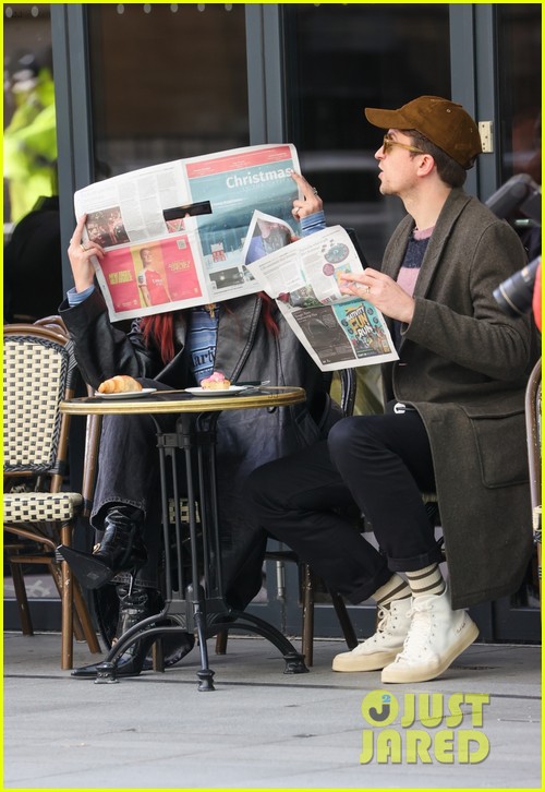 Dua Lipa Gives First Listen of New Single 'Houdini' to Fans on the ...