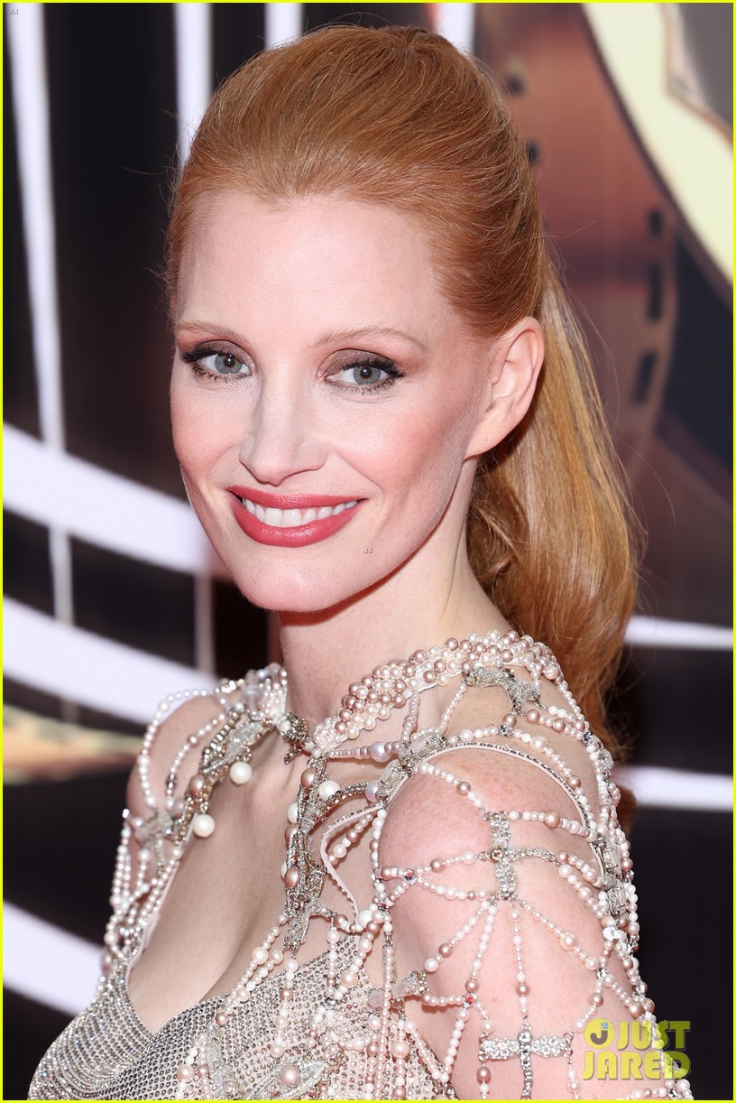 Jessica Chastain Joins Alexander Skarsgard, Joel Edgerton, & More at ...