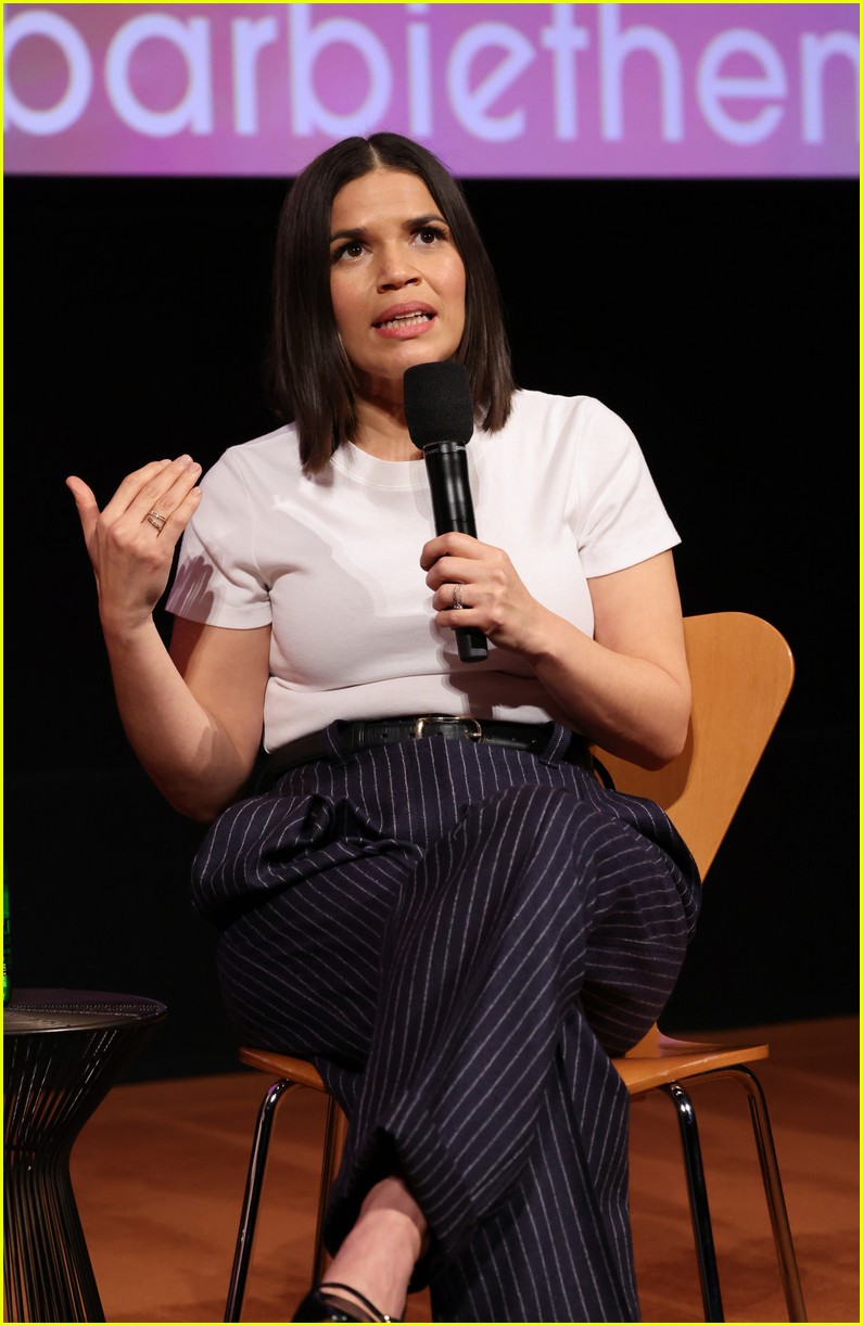 Margot Robbie Returns to Her Barbiecore Pink Outfits for 'Barbie ...