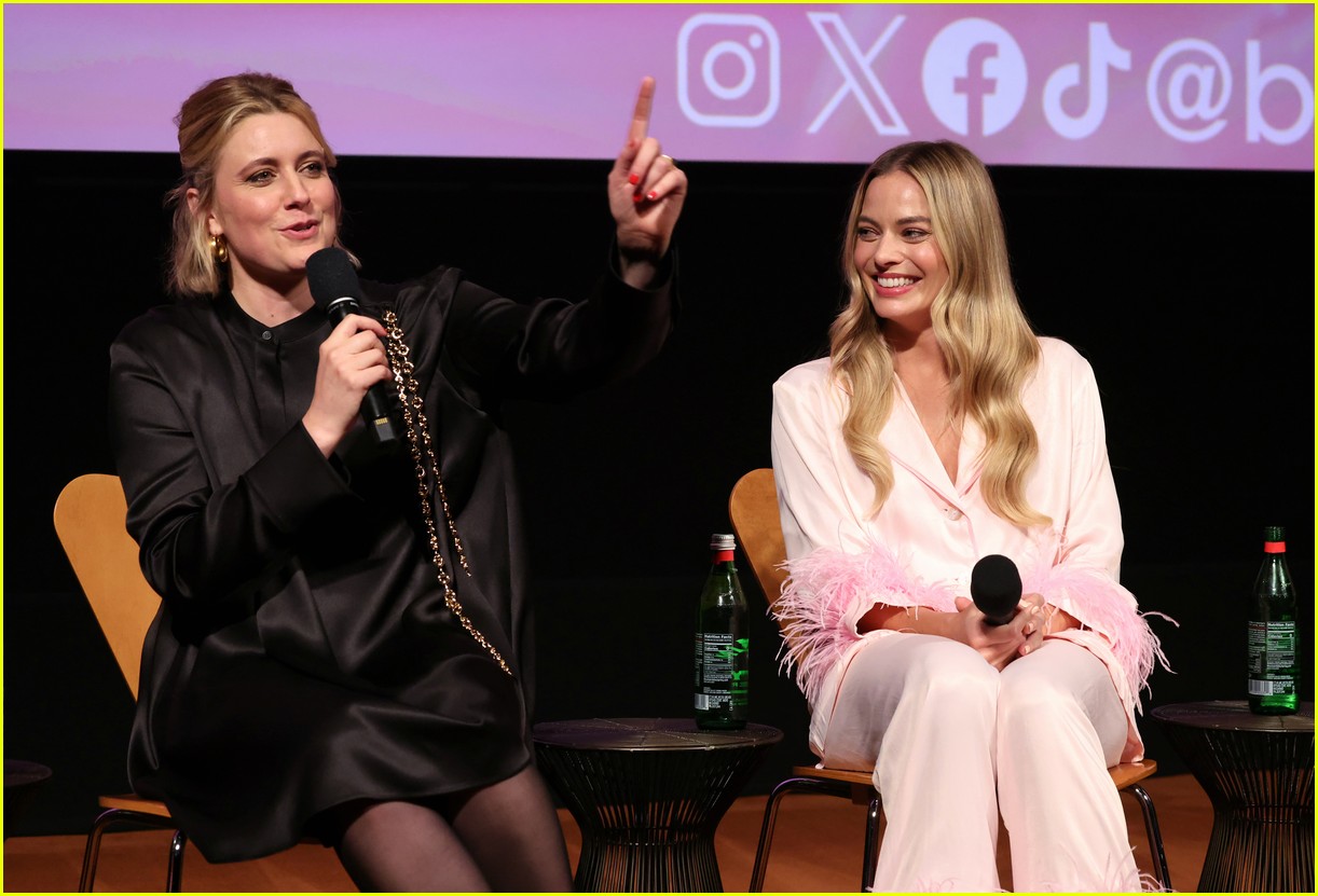 Margot Robbie Returns to Her Barbiecore Pink Outfits for 'Barbie ...