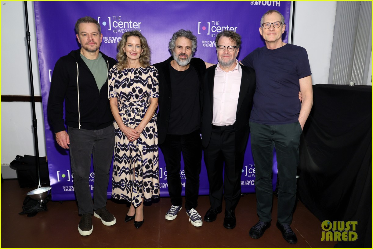 Matt Damon & Mark Ruffalo Help Raise Money for Historic Church, Perform ...