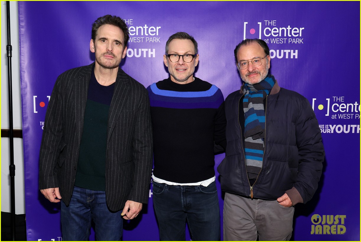 Matt Damon & Mark Ruffalo Help Raise Money for Historic Church, Perform ...