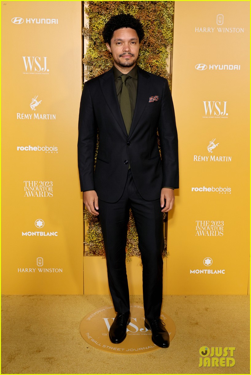 Renee Rapp, Trevor Noah, & Julia Louis-Dreyfus Arrive in Style for ...