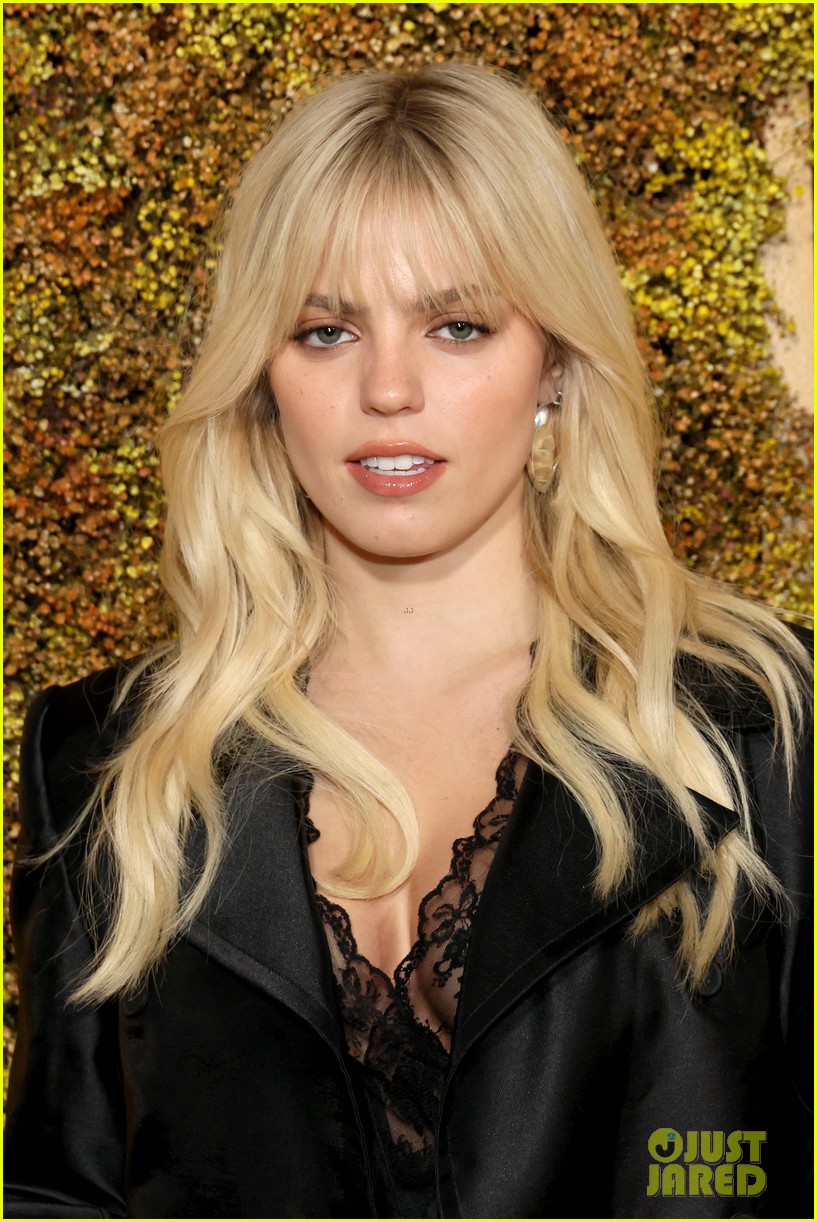 Renee Rapp, Trevor Noah, & Julia Louis-Dreyfus Arrive in Style for ...